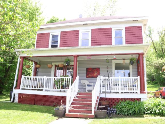 591 E 7th Street