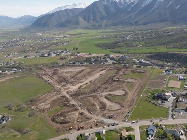 591 E Longview Dr N Unit 6, Elk Ridge, UT 84651