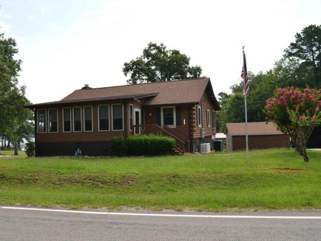 591 Molly Creek Cir, Ridgeway, SC 29130