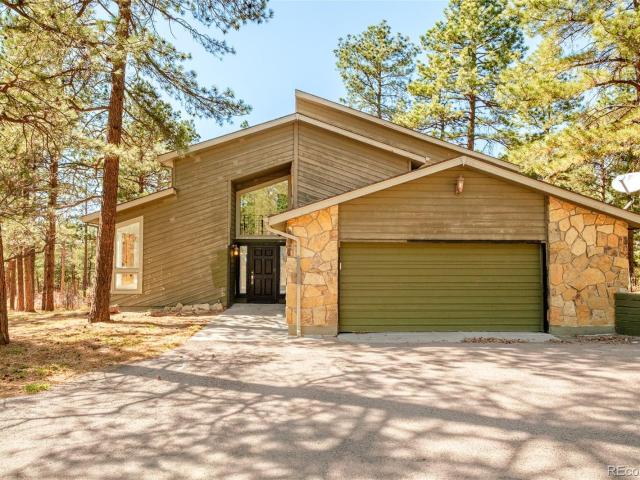 591 Nob Hill Trail