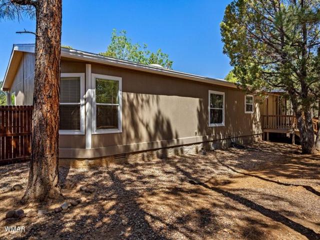 591 S 1st St, Show Low, AZ 85901