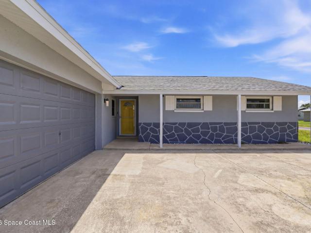 591 Sacre Coeur Dr, Melbourne, FL 32935 | MLS #1076 | Compass