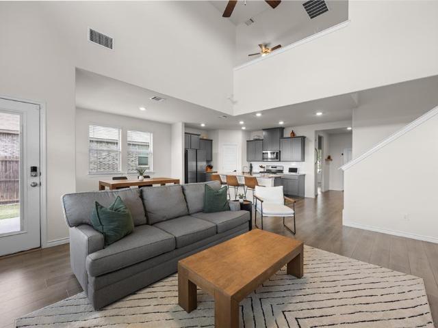 591 Yucca Court
