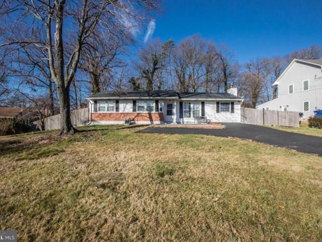 5924 Cauba Ct, Alexandria, VA 22310