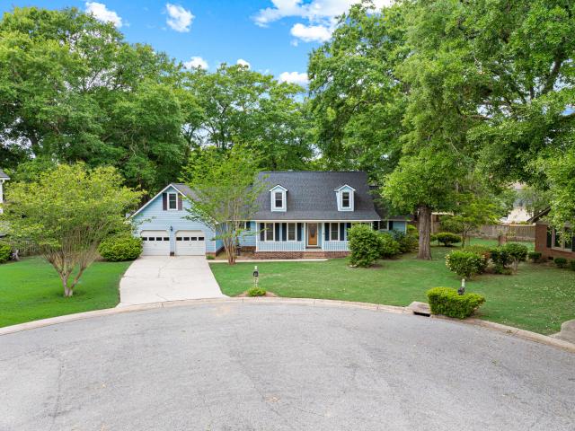 5924 Commonwealth Circle