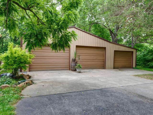 5924 S Farm Road 181