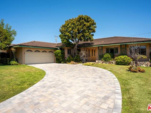 5924 Wooster Ave, Los Angeles, CA 90056