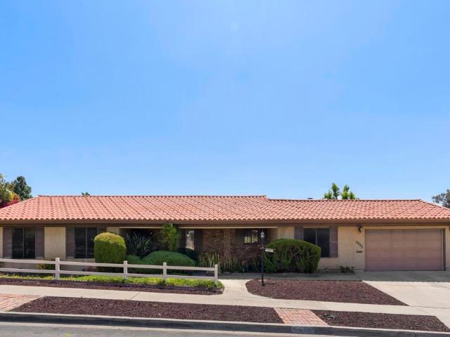 5925 Manon Street