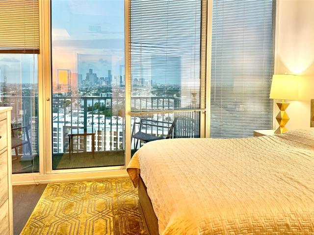 5925 Almeda Rd, Unit 11509, Houston, TX 77004 | MLS #74241 | Compass