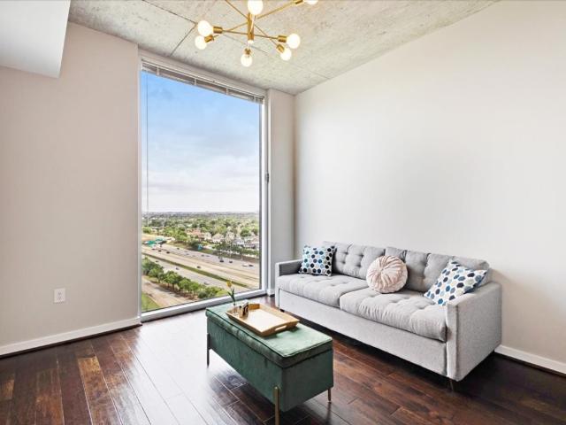 5925 Almeda Rd, Unit 11503, Houston, TX 77004 | MLS #63141 | Compass