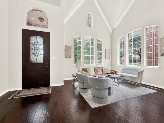 5925 Country View Lane