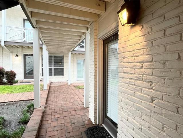5925 E University Blvd, Unit 132, Dallas, TX 75206 | MLS #21257