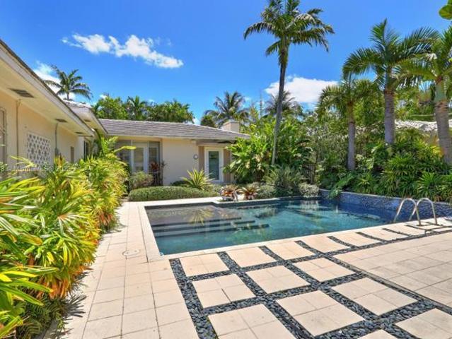 5925 La Gorce Dr, Miami Beach, FL 33140