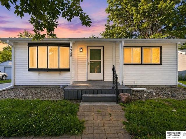 5925 Tangeman Ter, Lincoln, NE 68505