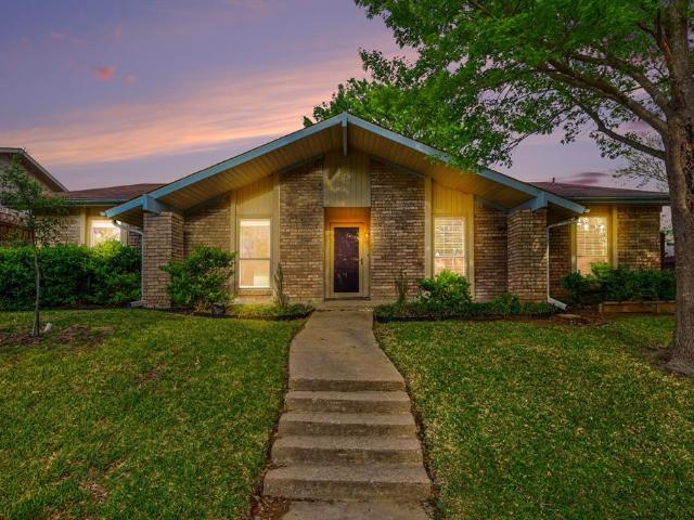 5926 Rosehill Rd, Garland, TX 75043 | MLS #21230 | Compass