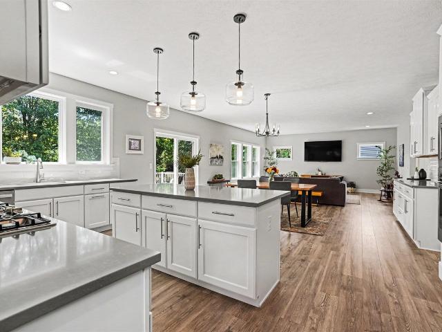 5927 Boxthorn Trail