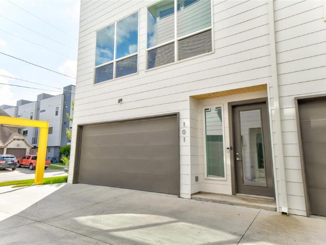 5927 Lindell Avenue # 105