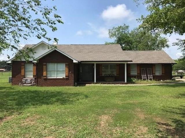5927 Loop Rd, Pace, FL 32571