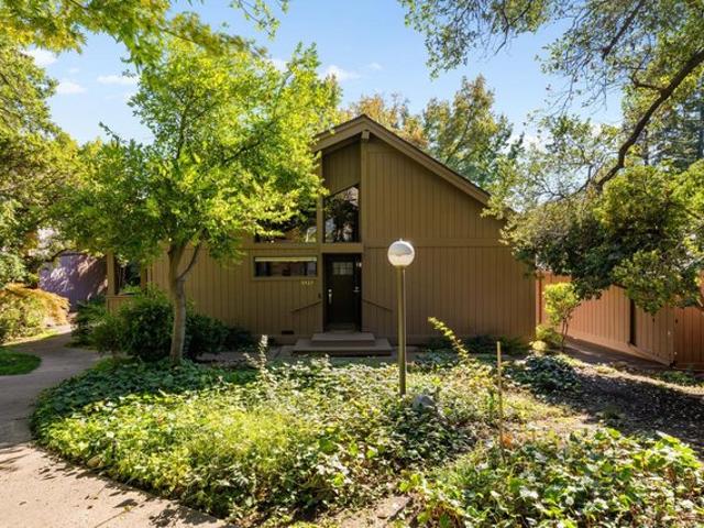 5927 Sarah Ct, Carmichael, CA 95608