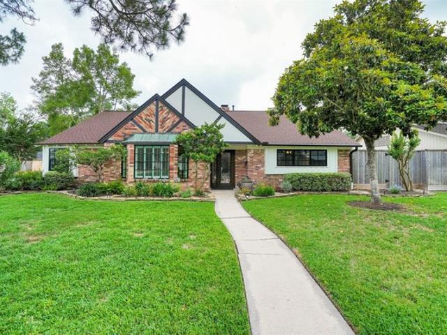 5927 Valkeith Dr, Houston, TX 77096