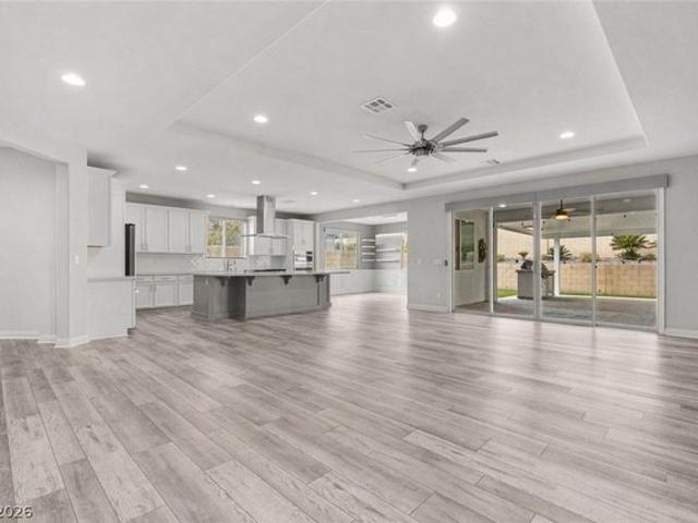 5927 Villa Loma St, Las Vegas, NV 89148