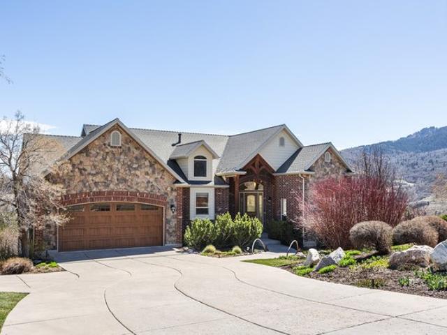 5928 N River View Cir E, Mountain Green, UT 84050