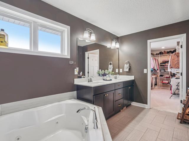 5928 Pinnacle Cir, Prior Lake, MN 55372 | MLS #7084
