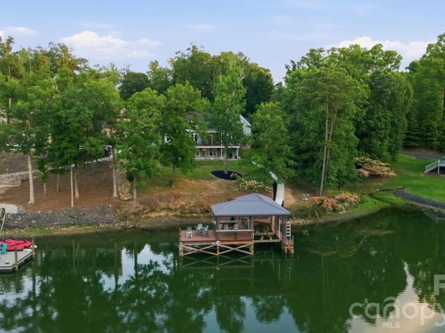5929 Johnson Road