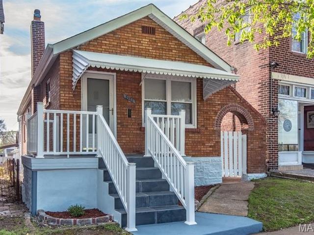 5920 Morganford Rd, Saint Louis, MO 63116