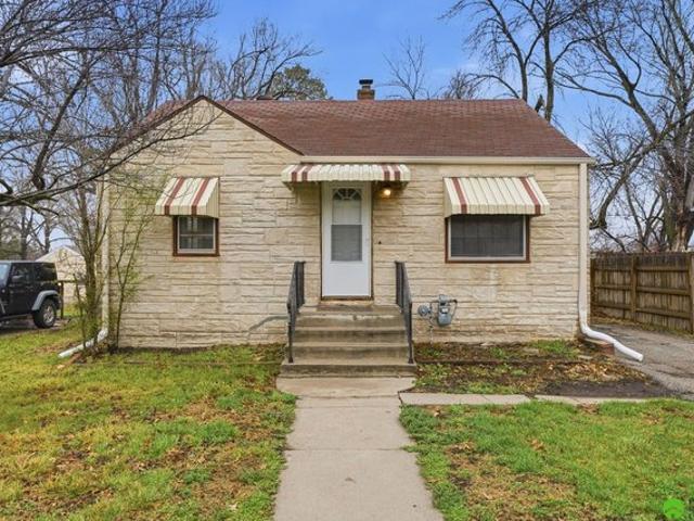 5920 Huntington Ave, Lincoln, NE 68507
