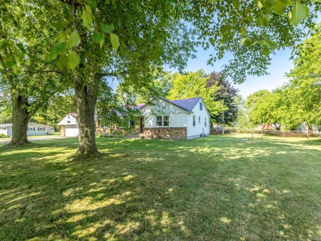 5920 Lakeshore Road