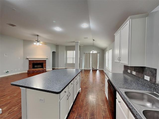 5920 Paloma Blanca Drive