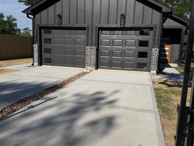 5921 Mountwood St, Unit A/B, Houston, TX 77091 | MLS #68689 | Compass