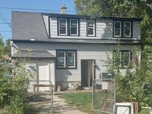 5921 N 37th St, Milwaukee, WI 53209