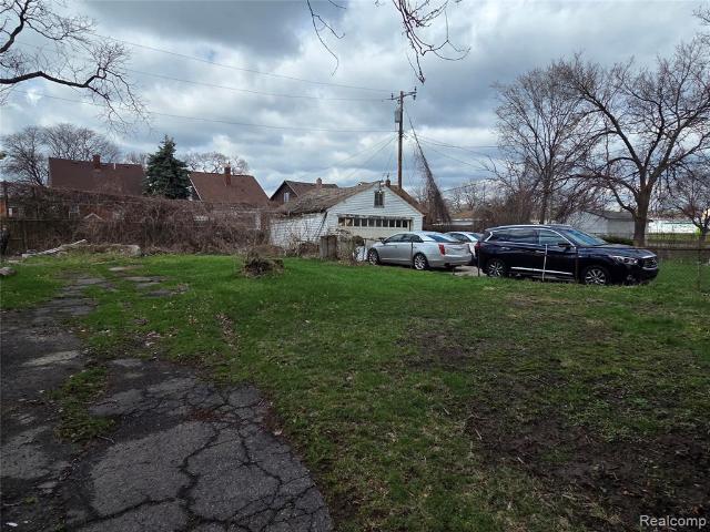5921 Balfour Road