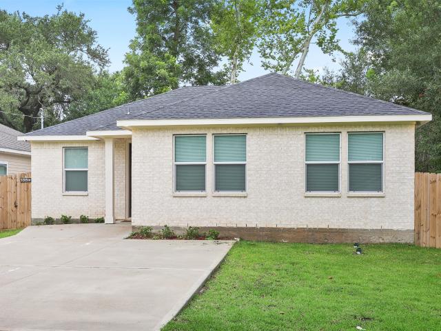 5921 Jackson Lane