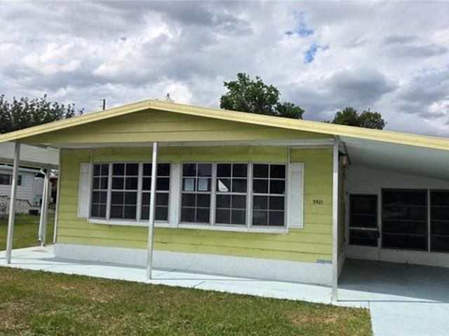 5921 SW 63rd St, Ocala, FL 34474