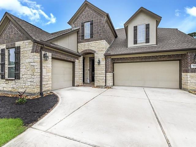 5922 Green Meadows Ln, Katy, TX 77493