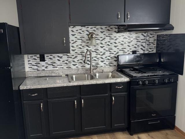 5922 5924 N. 69th St
