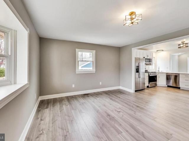 5923 Berwyn Road