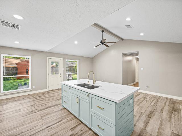 5923 Dee Drive