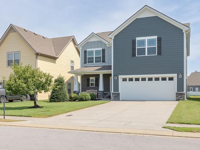 5923 Enclave Dr