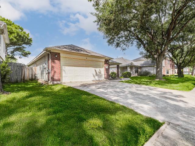 5923 Shining Leaf Court
