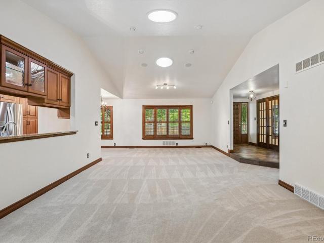 5923 W Pacific Circle