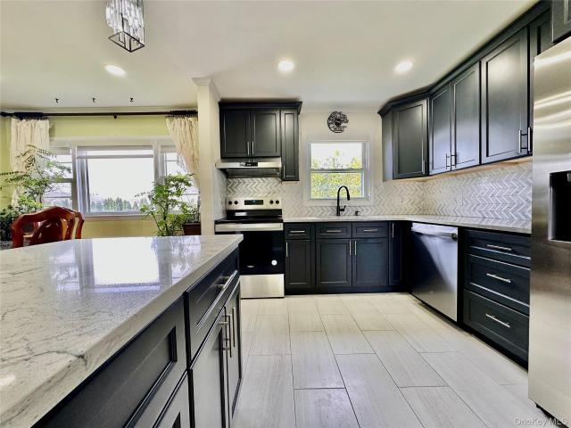 592 Benton Road