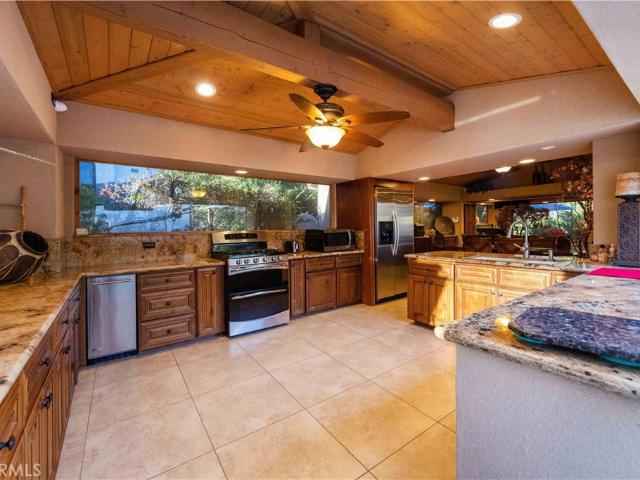 592 Highway 79, Aguanga, CA 92536 | MLS #SW22013 MR
