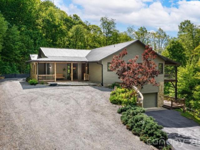 592 Susanna Cove Rd, Mars Hill, NC 28754