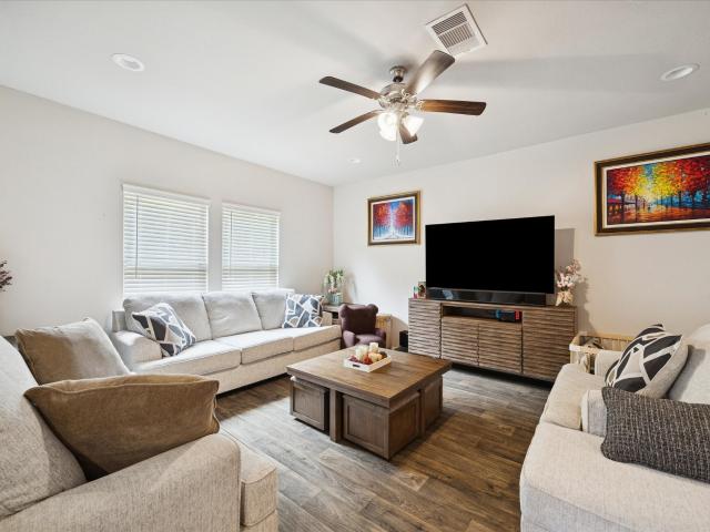 592 Road 5138