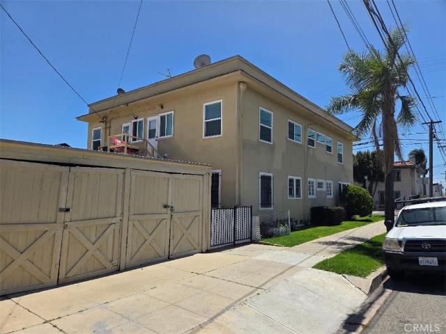 592 W 12th Street