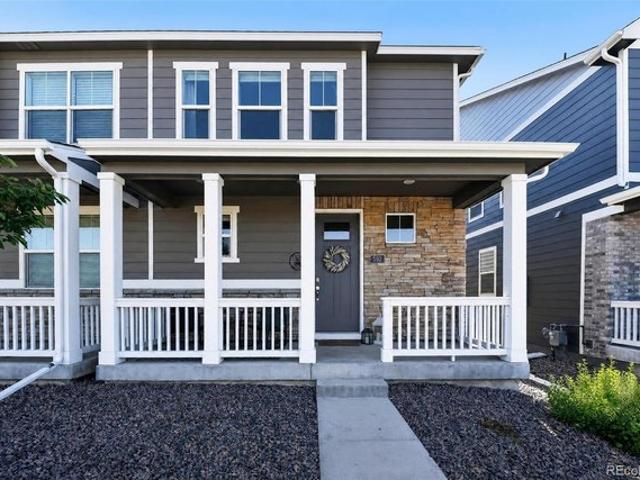 592 Thoroughbred Ln, Johnstown, CO 80534